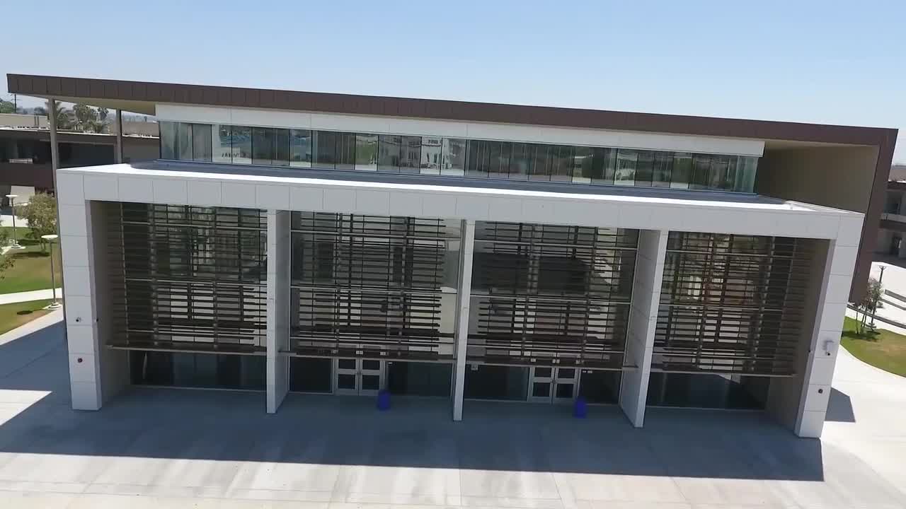 Tour Video | Leuzinger High School
