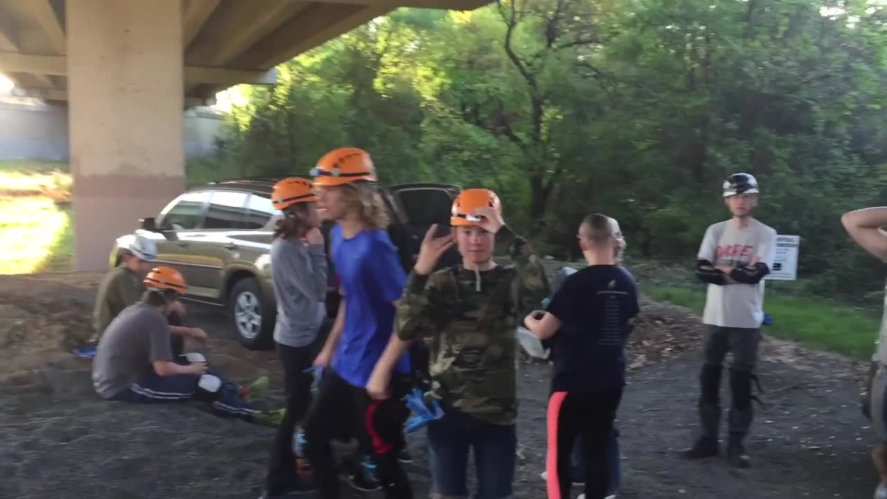 8th graders @ Whirlpool Cave | Texas School for the Deaf