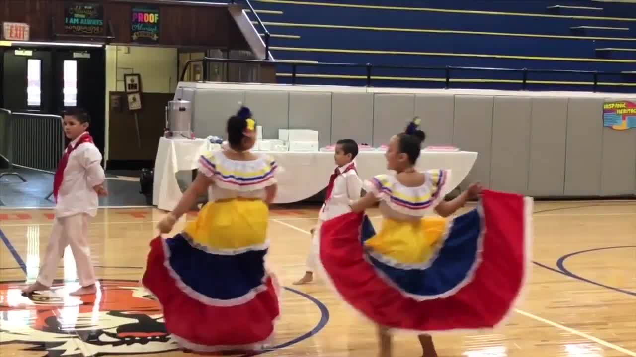 Hispanic Heritage Folkloric Dance | Washington School